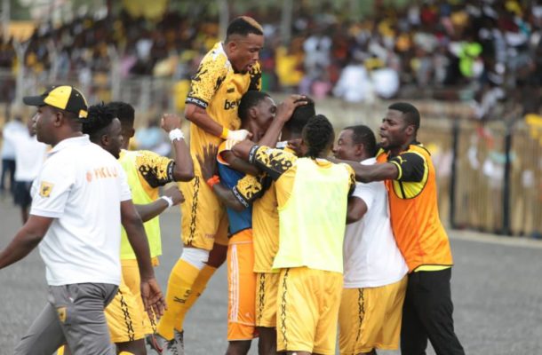 Late Addai strike sinks Hearts of Oak in Obuasi - Ghana Football ...
