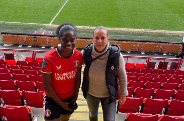 Nora Hauptle watches Charlton Athletics Freda Ayisi at the Valley ...